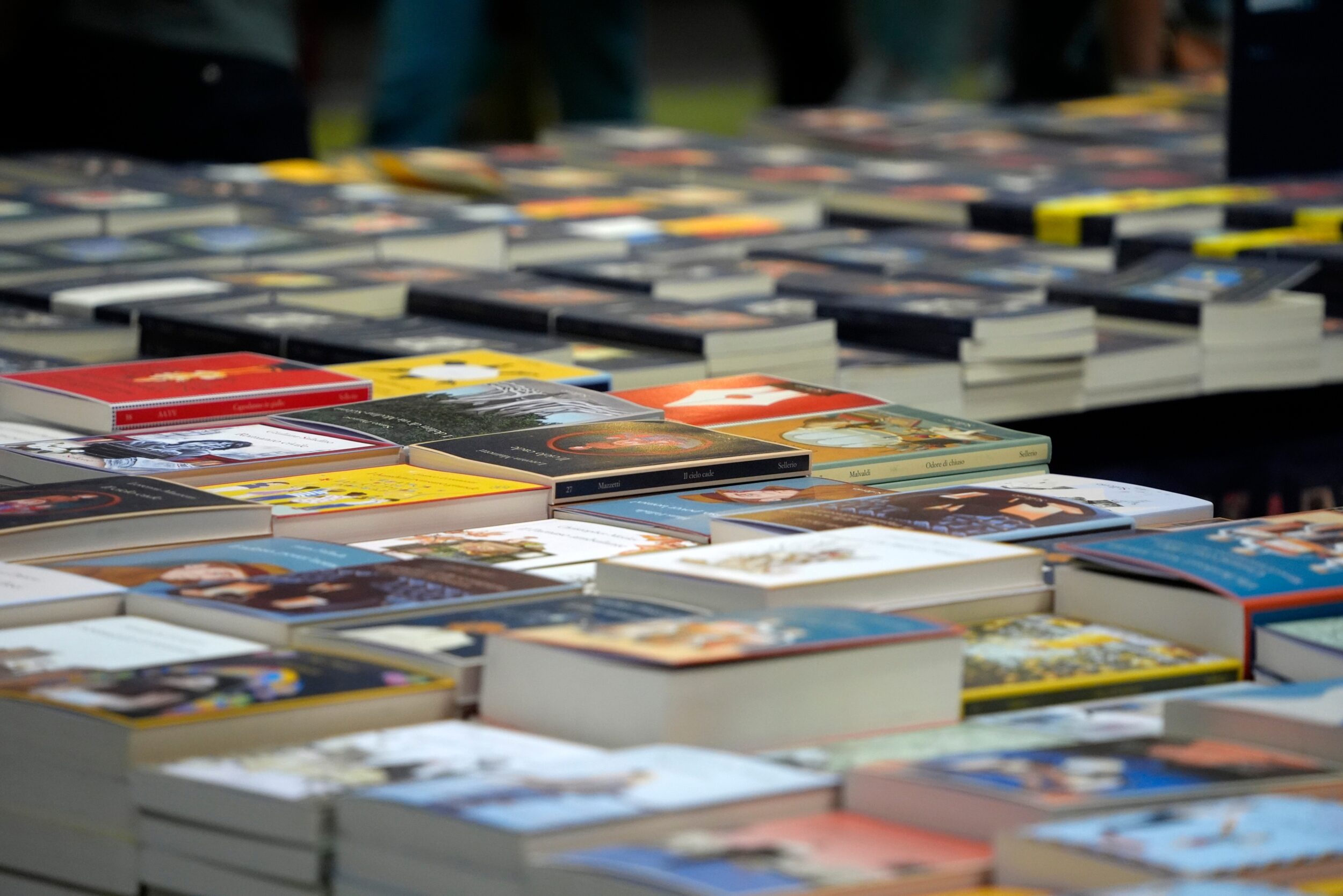 Book Publishing Rights: An Explainer - Whitefox